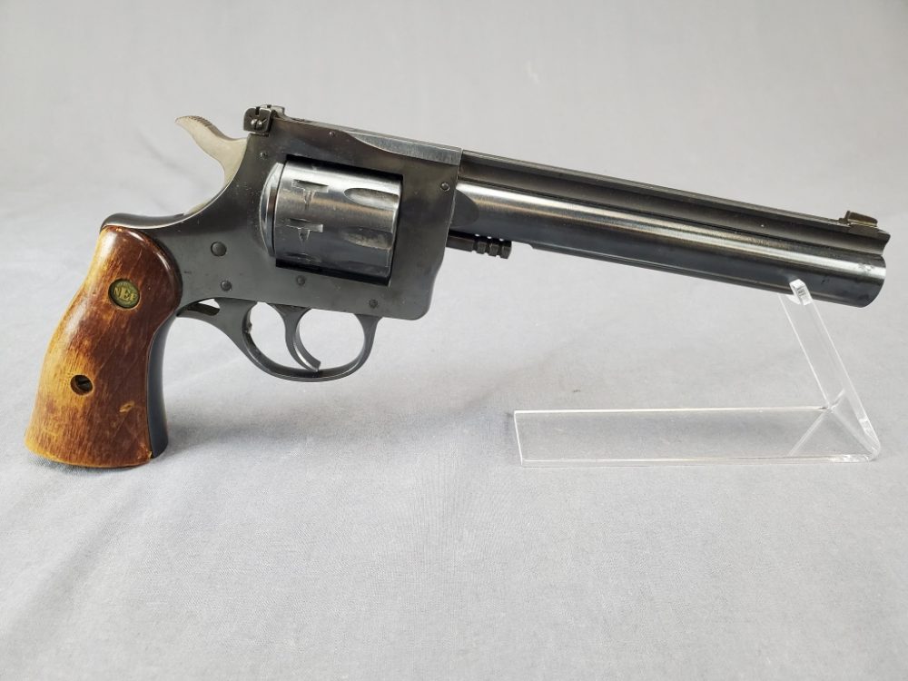 Epic Auctions & Estate Sales Lot 189 New England R92 Ultra .22 LR ...